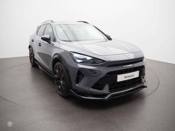 Pelēks Cupra Formentor 2025 Viļņa, ar dzinēja tilpumu 1.98 L un nobraukumu 45 tūkst. km par 35900 €, foto 3 vietnē AUTOMOTO.COM.LV