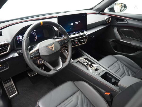Pelēks Cupra Formentor 2025 Viļņa, ar dzinēja tilpumu 1.98 L un nobraukumu 45 tūkst. km par 35900 €, foto 10 vietnē AUTOMOTO.COM.LV