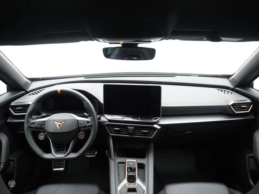 Pelēks Cupra Formentor 2025 Viļņa, ar dzinēja tilpumu 1.98 L un nobraukumu 45 tūkst. km par 35900 €, foto 21 vietnē AUTOMOTO.COM.LV
