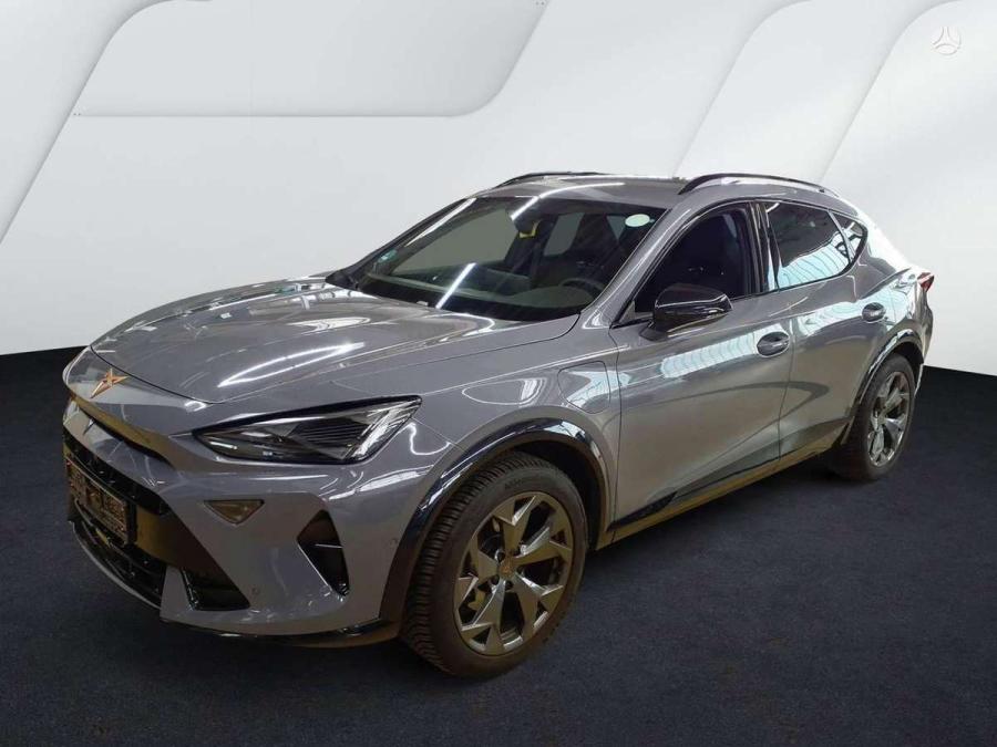 Grey Cupra Formentor 2025 in Vilnius, with an engine capacity of 1.50 L and mileage of 10 thousand km for 35950 €, photo 1 on AUTOMOTO.COM.LV