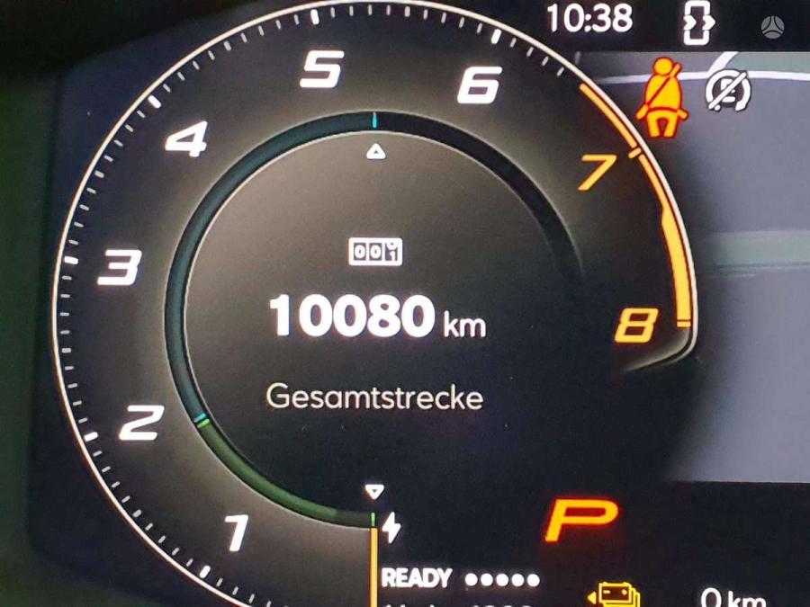 Grey Cupra Formentor 2025 in Vilnius, with an engine capacity of 1.50 L and mileage of 10 thousand km for 35950 €, photo 8 on AUTOMOTO.COM.LV