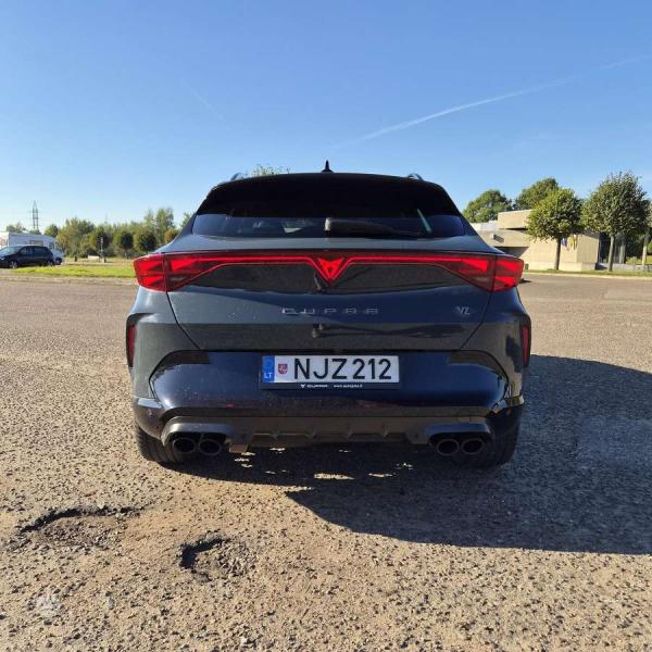 Серый Cupra Formentor 2025 в Каунас, объемом двигателя 1.98 л и пробегом 32 тыс. км за 35200 €, фото 4 на AUTOMOTO.COM.LV