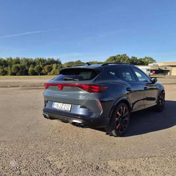 Серый Cupra Formentor 2025 в Каунас, объемом двигателя 1.98 л и пробегом 32 тыс. км за 35200 €, фото 5 на AUTOMOTO.COM.LV