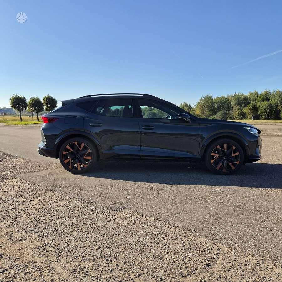 Серый Cupra Formentor 2025 в Каунас, объемом двигателя 1.98 л и пробегом 32 тыс. км за 35200 €, фото 6 на AUTOMOTO.COM.LV