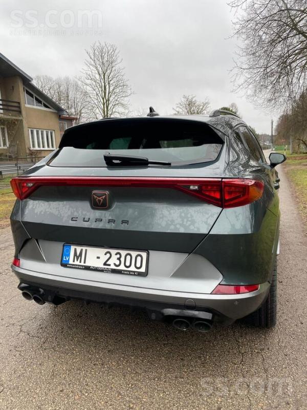 Pelēks Cupra Formentor 2021 Rīga, ar dzinēja tilpumu 2.00 L un nobraukumu 72 tūkst. km par 22800 €, foto 6 vietnē AUTOMOTO.COM.LV