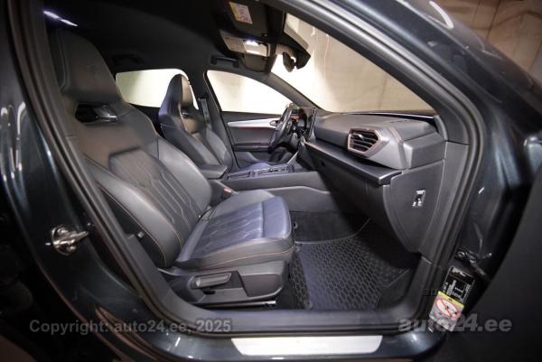 Pelēks Cupra Formentor 2021 Tallina, ar dzinēja tilpumu 2.00 L un nobraukumu 42 tūkst. km par 26990 €, foto 11 vietnē AUTOMOTO.COM.LV