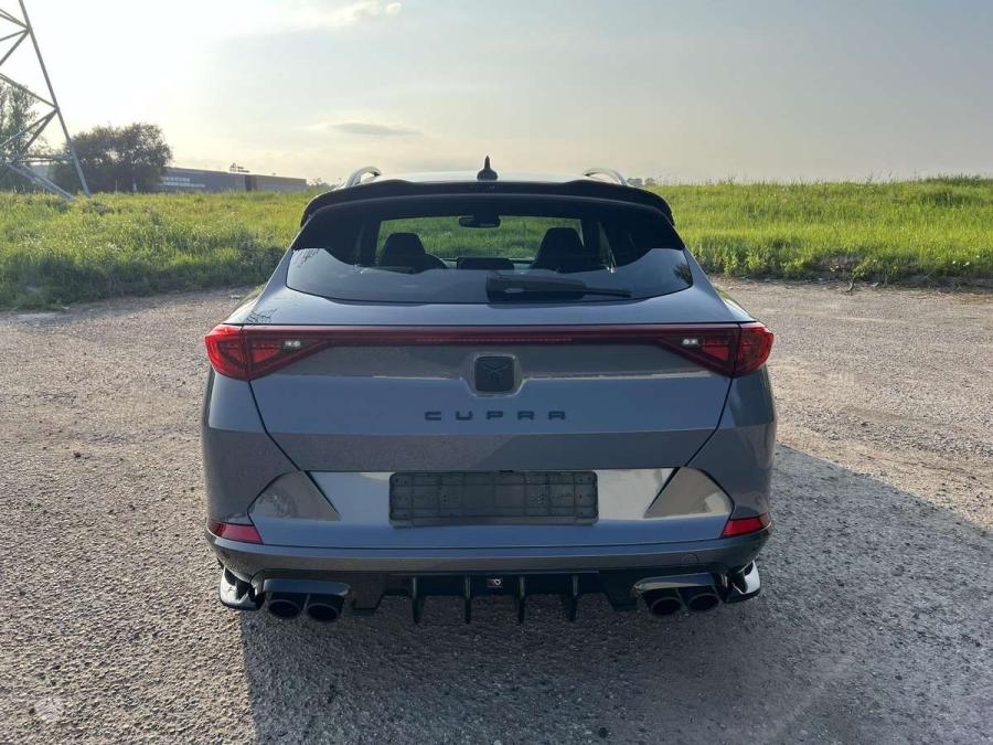 Серый Cupra Formentor 2021 в Каунас, объемом двигателя 2.00 л и пробегом 99 тыс. км за 27000 €, фото 4 на AUTOMOTO.COM.LV