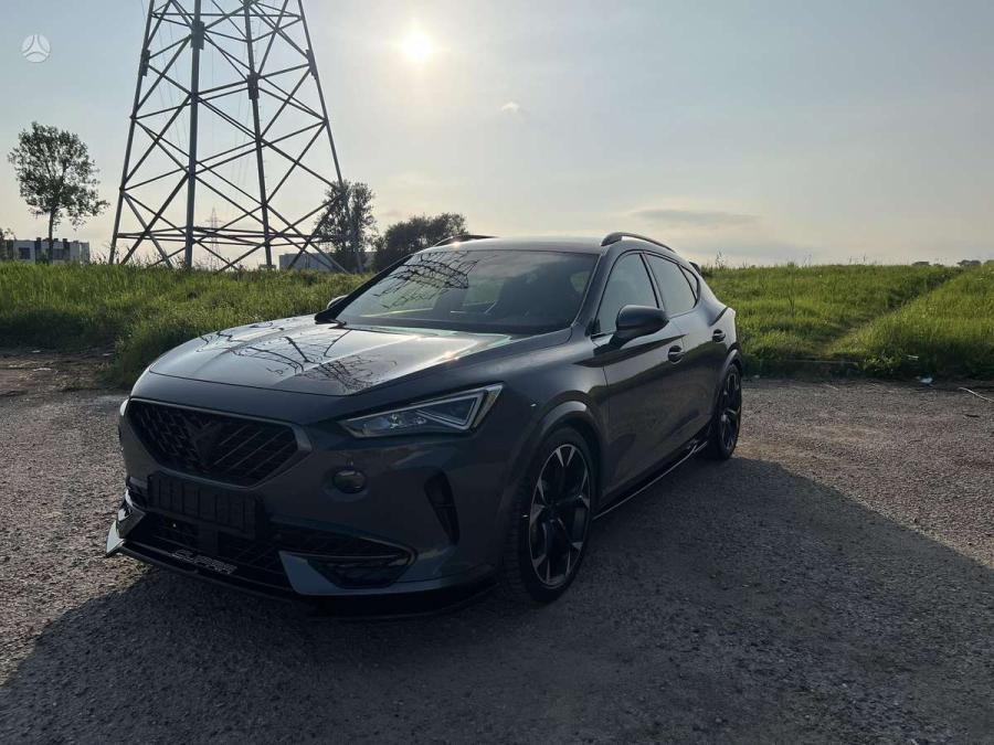 Серый Cupra Formentor 2021 в Каунас, объемом двигателя 2.00 л и пробегом 99 тыс. км за 27000 €, фото 7 на AUTOMOTO.COM.LV