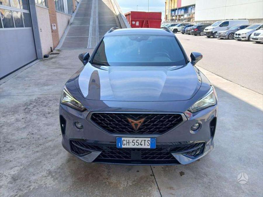 Pelēks Cupra Formentor 2021 Viļņa, ar dzinēja tilpumu 2.00 L un nobraukumu 213 tūkst. km par 17700 €, foto 5 vietnē AUTOMOTO.COM.LV