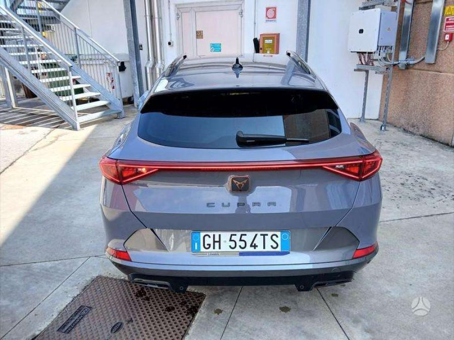 Pelēks Cupra Formentor 2021 Viļņa, ar dzinēja tilpumu 2.00 L un nobraukumu 213 tūkst. km par 17700 €, foto 6 vietnē AUTOMOTO.COM.LV