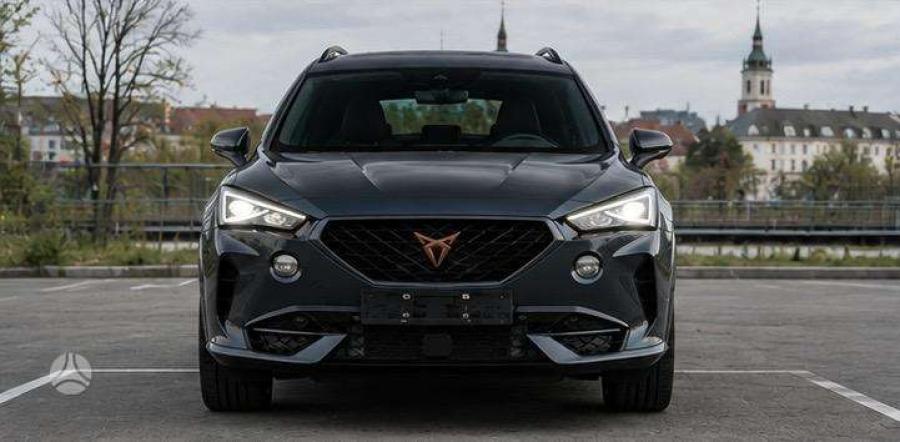 Серый Cupra Formentor 2021 в Шяуляй, объемом двигателя 1.98 л и пробегом 102 тыс. км за 38200 €, фото 3 на AUTOMOTO.COM.LV