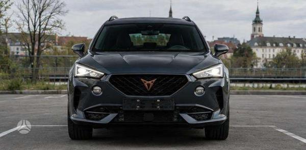 Pelēks Cupra Formentor 2021 Šauļi, ar dzinēja tilpumu 1.98 L un nobraukumu 102 tūkst. km par 38200 €, foto 3 vietnē AUTOMOTO.COM.LV