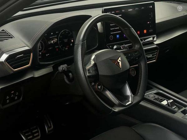 Pelēks Cupra Formentor 2021 Šauļi, ar dzinēja tilpumu 1.98 L un nobraukumu 102 tūkst. km par 38200 €, foto 8 vietnē AUTOMOTO.COM.LV