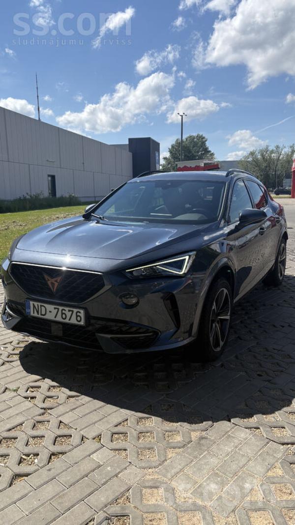Серый Cupra Formentor 2022 в Рига, объемом двигателя 1.50 л и пробегом 111 тыс. км за 16500 €, фото 1 на AUTOMOTO.COM.LV