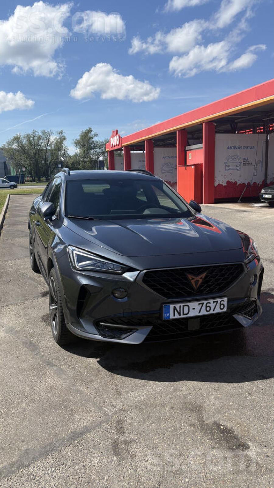 Серый Cupra Formentor 2022 в Рига, объемом двигателя 1.50 л и пробегом 111 тыс. км за 16500 €, фото 4 на AUTOMOTO.COM.LV