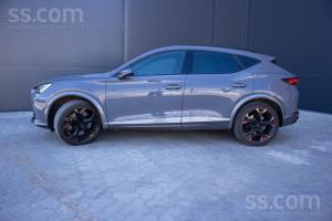 Grey Cupra Formentor 2022 in Riga, with an engine capacity of 2.00 L and mileage of 46 thousand km for 28800 €, photo 3 on AUTOMOTO.COM.LV