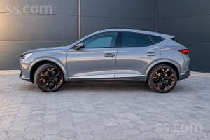 Grey Cupra Formentor 2022 in Riga, with an engine capacity of 2.00 L and mileage of 46 thousand km for 27777 €, photo 3 on AUTOMOTO.COM.LV
