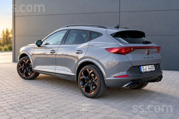 Cupra Formentor 2022 in Riga on AUTOMOTO.COM.LV Grey Cupra Formentor 2022 in Riga, with an engine capacity of 2.00 L and mileage of 46 thousand km for 27777 €, photo 4 on AUTOMOTO.COM.LV