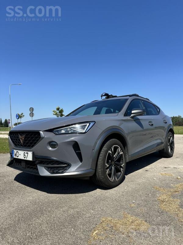 Pelēks Cupra Formentor 2022 Rīga, ar dzinēja tilpumu 1.50 L un nobraukumu 99 tūkst. km par 20000 €, foto 2 vietnē AUTOMOTO.COM.LV