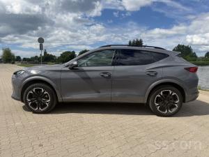 Pelēks Cupra Formentor 2022 Liepāja, ar dzinēja tilpumu 1.50 L un nobraukumu 45 tūkst. km par 22500 €, foto 5 vietnē AUTOMOTO.COM.LV