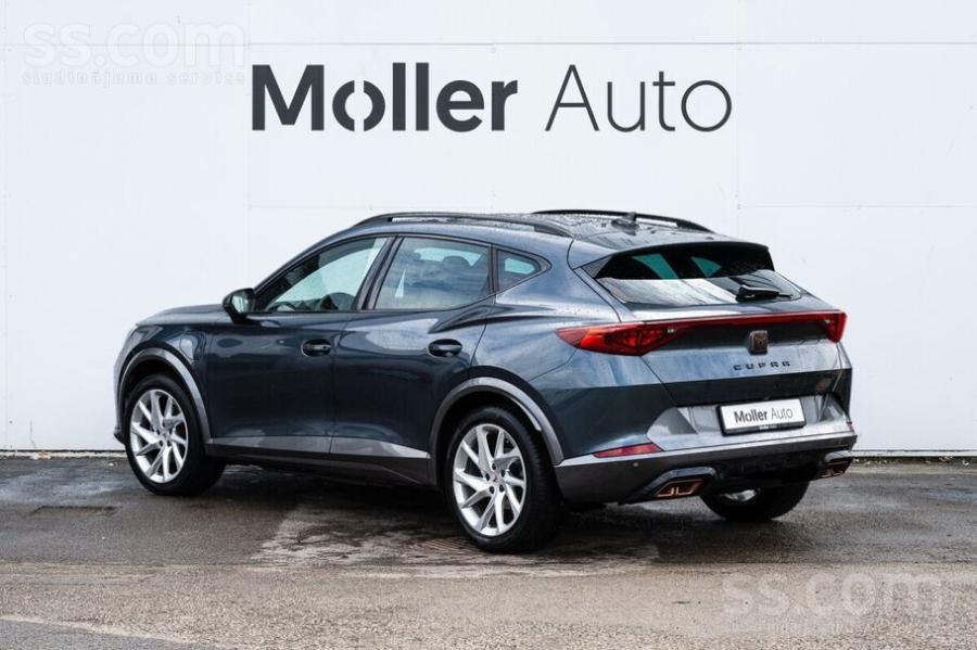 Серый Cupra Formentor 2022 в Рига, объемом двигателя 1.40 л и пробегом 52 тыс. км за 24500 €, фото 4 на AUTOMOTO.COM.LV