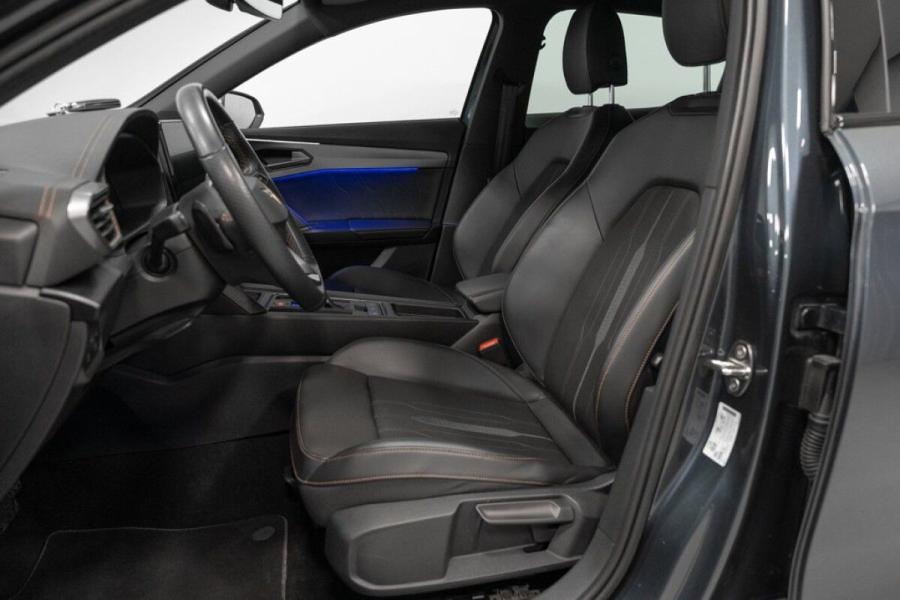 Pelēks Cupra Formentor 2022 Viļņa, ar dzinēja tilpumu 2.00 L un nobraukumu 156 tūkst. km par 23950 €, foto 6 vietnē AUTOMOTO.COM.LV