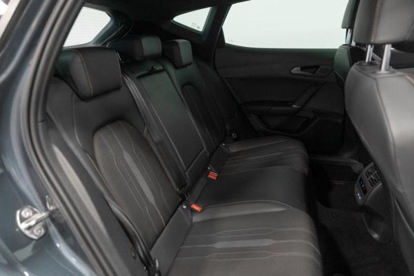 Grey Cupra Formentor 2022 in Vilnius, with an engine capacity of 2.00 L and mileage of 156 thousand km for 23950 €, photo 9 on AUTOMOTO.COM.LV