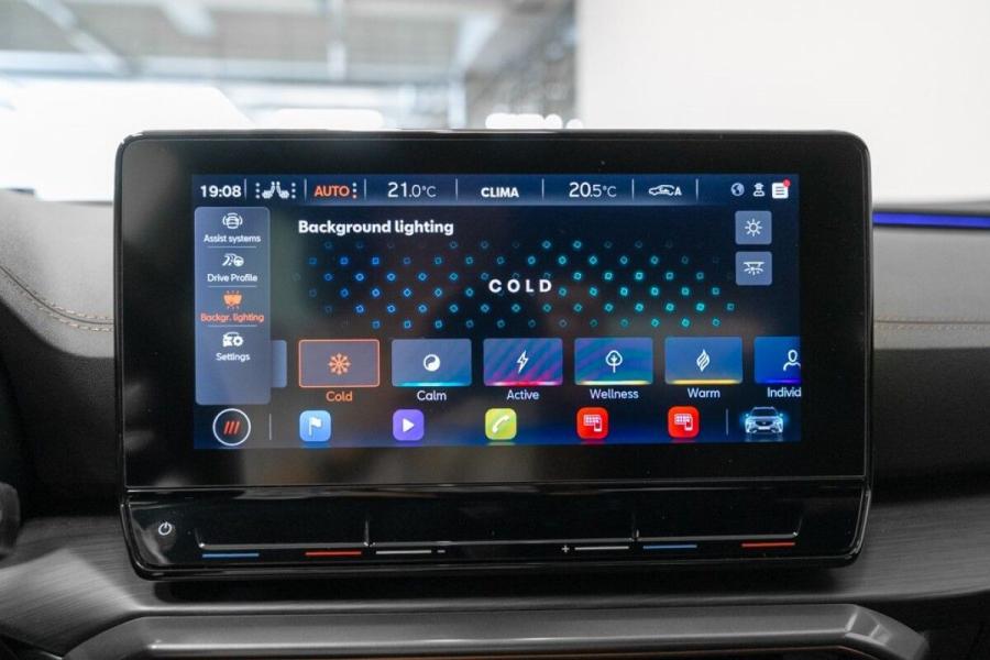 Pelēks Cupra Formentor 2022 Viļņa, ar dzinēja tilpumu 2.00 L un nobraukumu 156 tūkst. km par 23950 €, foto 20 vietnē AUTOMOTO.COM.LV