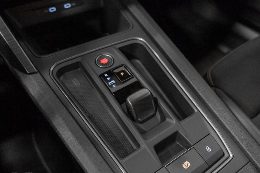 Pelēks Cupra Formentor 2022 Viļņa, ar dzinēja tilpumu 2.00 L un nobraukumu 156 tūkst. km par 23950 €, foto 22 vietnē AUTOMOTO.COM.LV