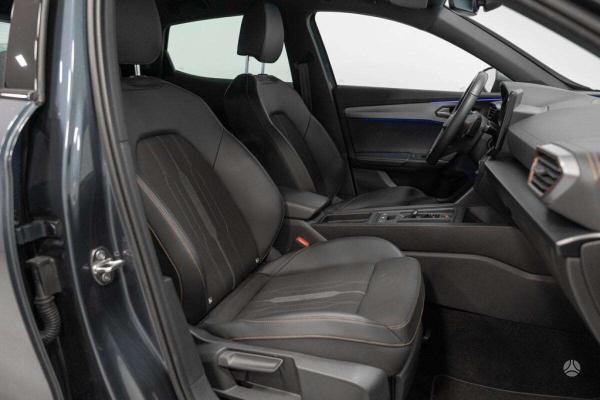 Grey Cupra Formentor 2022 in Vilnius, with an engine capacity of 2.00 L and mileage of 156 thousand km for 23950 €, photo 8 on AUTOMOTO.COM.LV