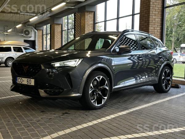Серый Cupra Formentor 2022 в Рига, объемом двигателя 2.00 л и пробегом 50 тыс. км за 26500 €, фото 10 на AUTOMOTO.COM.LV