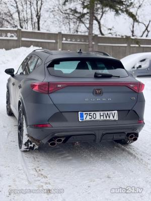 Pelēks Cupra Formentor 2023 Tallina, ar dzinēja tilpumu 2.50 L un nobraukumu 17 tūkst. km par 45000 €, foto 8 vietnē AUTOMOTO.COM.LV