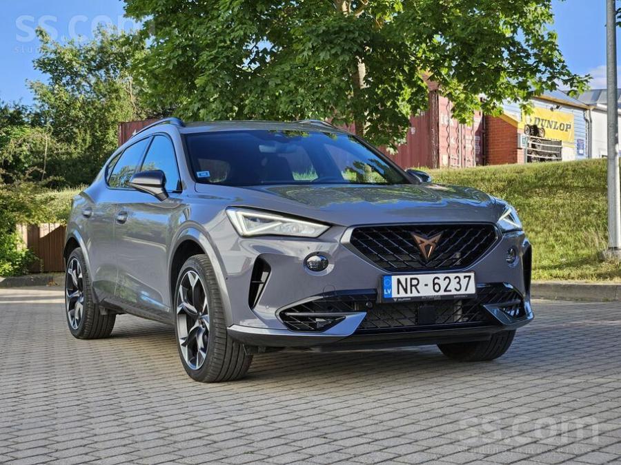 Grey Cupra Formentor 2023 in Riga, with an engine capacity of 2.00 L and mileage of 45 thousand km for 28500 €, photo 1 on AUTOMOTO.COM.LV