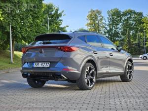 Grey Cupra Formentor 2023 in Riga, with an engine capacity of 2.00 L and mileage of 45 thousand km for 28500 €, photo 4 on AUTOMOTO.COM.LV