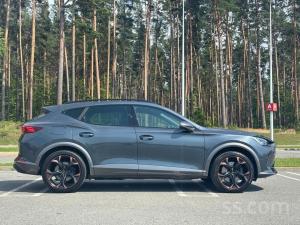 Серый Cupra Formentor 2023 в Лиепая, объемом двигателя 1.40 л и пробегом 6 тыс. км за 31990 €, фото 6 на AUTOMOTO.COM.LV