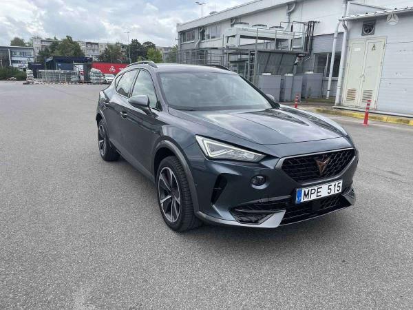 Pelēks Cupra Formentor 2023 Viļņa, ar dzinēja tilpumu 1.50 L un nobraukumu 33 tūkst. km par 25500 €, foto 1 vietnē AUTOMOTO.COM.LV