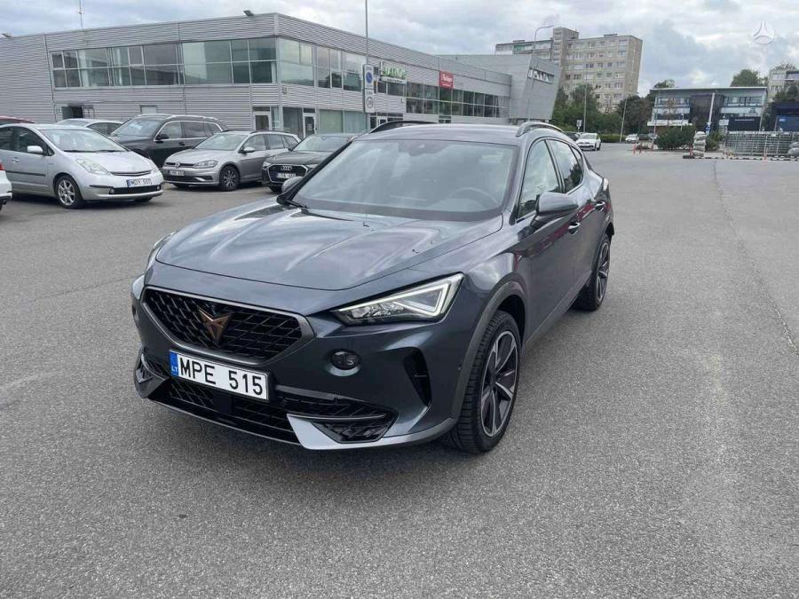 Grey Cupra Formentor 2023 in Vilnius, with an engine capacity of 1.50 L and mileage of 33 thousand km for 25500 €, photo 8 on AUTOMOTO.COM.LV