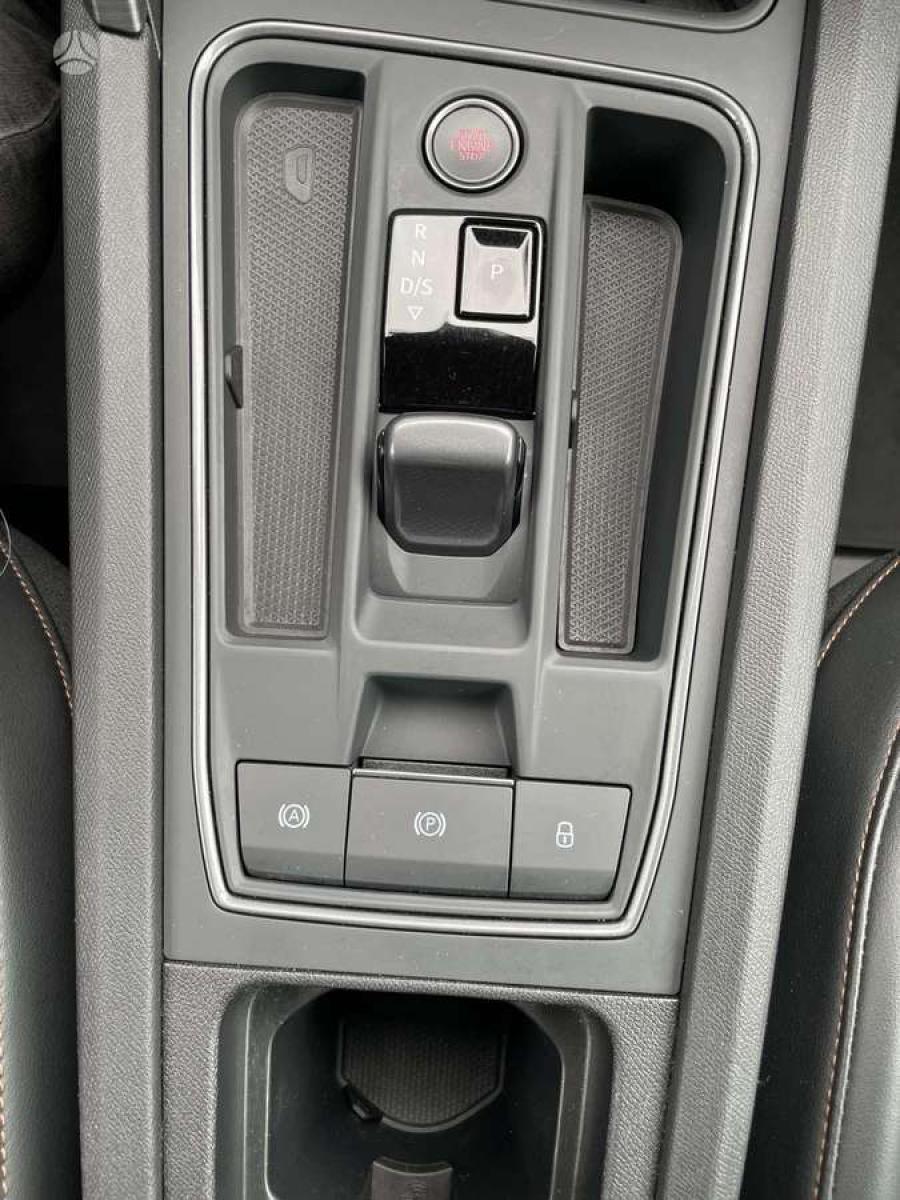 Grey Cupra Formentor 2023 in Vilnius, with an engine capacity of 1.50 L and mileage of 33 thousand km for 25500 €, photo 15 on AUTOMOTO.COM.LV