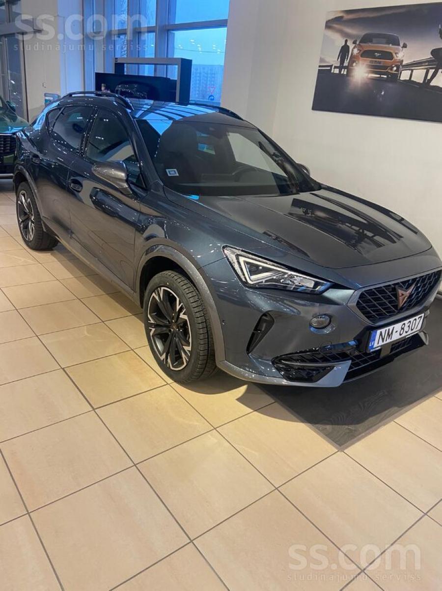 Серый Cupra Formentor 2023 в Рига, объемом двигателя 1.50 л и пробегом 49 тыс. км за 24000 €, фото 7 на AUTOMOTO.COM.LV
