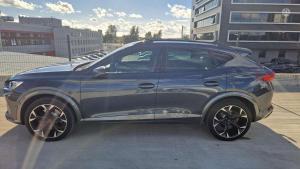 Pelēks Cupra Formentor 2023 Viļņa, ar dzinēja tilpumu 2.00 L un nobraukumu 61 tūkst. km par 26500 €, foto 7 vietnē AUTOMOTO.COM.LV