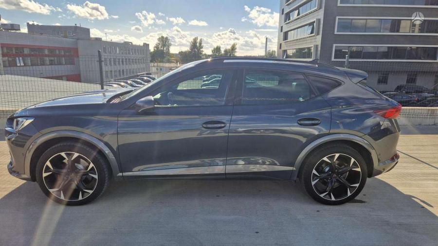 Pelēks Cupra Formentor 2023 Viļņa, ar dzinēja tilpumu 2.00 L un nobraukumu 61 tūkst. km par 26500 €, foto 7 vietnē AUTOMOTO.COM.LV