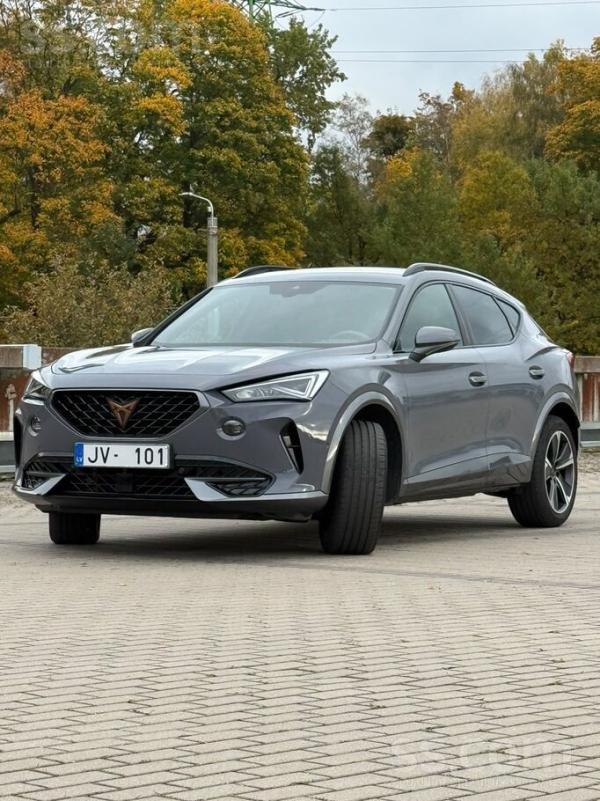 Pelēks Cupra Formentor 2023 Rīga, ar dzinēja tilpumu 1.50 L un nobraukumu 30 tūkst. km par 23500 €, foto 1 vietnē AUTOMOTO.COM.LV
