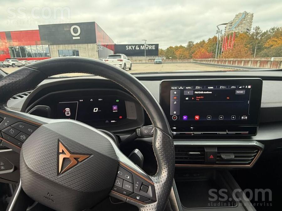Серый Cupra Formentor 2023 в Рига, объемом двигателя 1.50 л и пробегом 30 тыс. км за 23500 €, фото 13 на AUTOMOTO.COM.LV