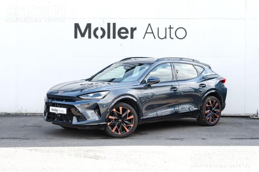 Pelēks Cupra Formentor 2024 Rīga, ar dzinēja tilpumu 1.50 L un nobraukumu 40 tūkst. km par 28550 €, foto 1 vietnē AUTOMOTO.COM.LV