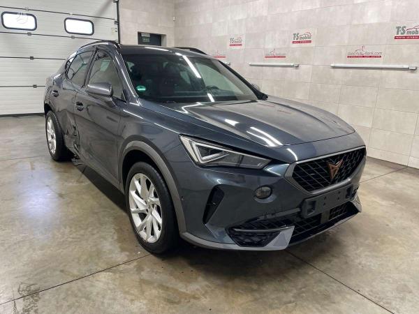 Pelēks Cupra Formentor 2023 Marijampole, ar dzinēja tilpumu 1.50 L un nobraukumu 22 tūkst. km par 21054 €, foto 3 vietnē AUTOMOTO.COM.LV