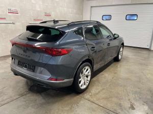 Grey Cupra Formentor 2023 in Marijampole, with an engine capacity of 1.50 L and mileage of 22 thousand km for 21054 €, photo 7 on AUTOMOTO.COM.LV