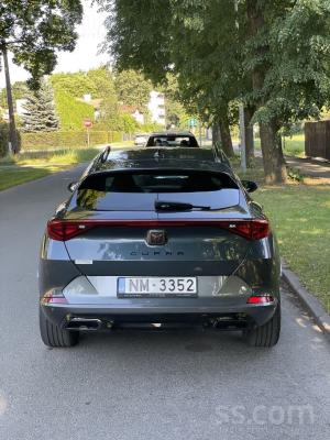 Pelēks Cupra Formentor 2023 Rīga, ar dzinēja tilpumu 1.50 L un nobraukumu 63 tūkst. km par 25000 €, foto 9 vietnē AUTOMOTO.COM.LV