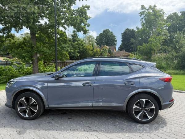 Серый Cupra Formentor 2024 в Рига, объемом двигателя 1.50 л и пробегом 35 тыс. км за 25600 €, фото 4 на AUTOMOTO.COM.LV