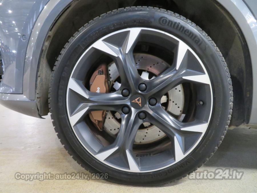 Pelēks Cupra Formentor 2021 Tallina, ar dzinēja tilpumu 2.00 L un nobraukumu 97 tūkst. km par 25900 €, foto 10 vietnē AUTOMOTO.COM.LV