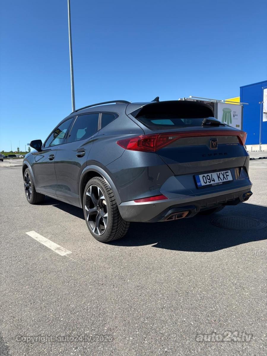 Pelēks Cupra Formentor 2021 Tallina, ar dzinēja tilpumu 1.40 L un nobraukumu 87 tūkst. km par 24900 €, foto 5 vietnē AUTOMOTO.COM.LV